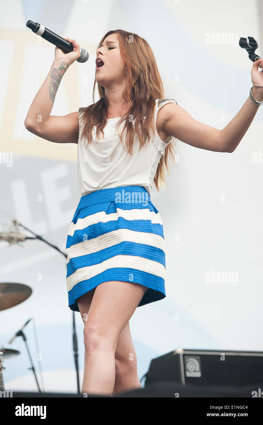 Jun. 5, 2014 - Nashville, Tennessee; USA - Singer CASSADEE POPE ...