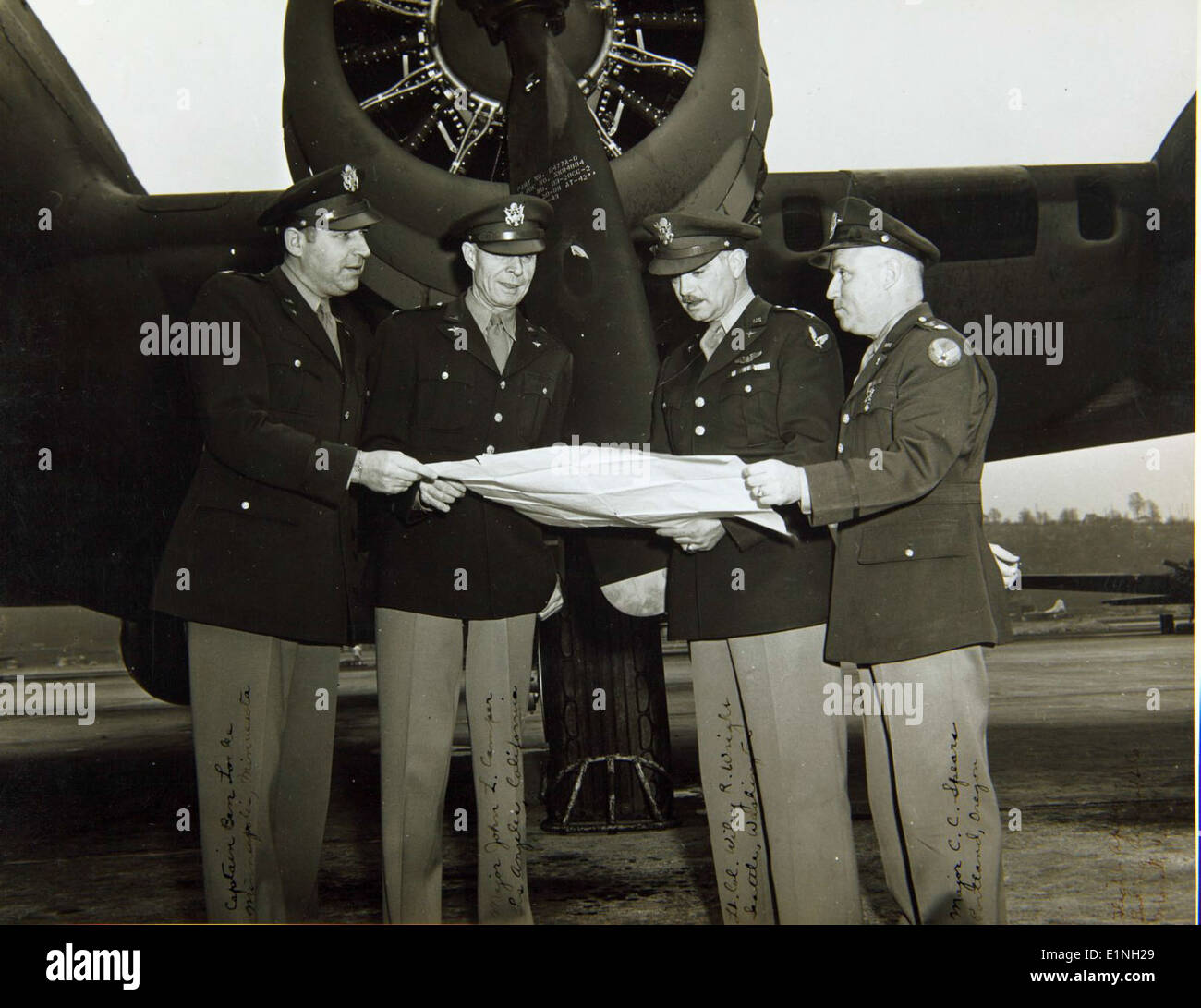 Boeingb17flyingfortress hi-res stock photography and images - Alamy