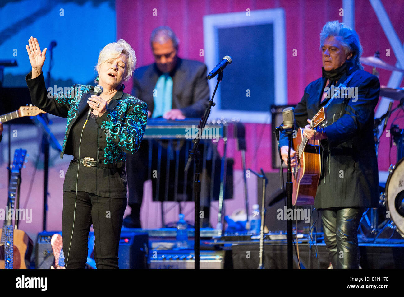Jun. 4, 2014 - Nashville, Tennessee; USA - Singer CONNIE SMITH and ...