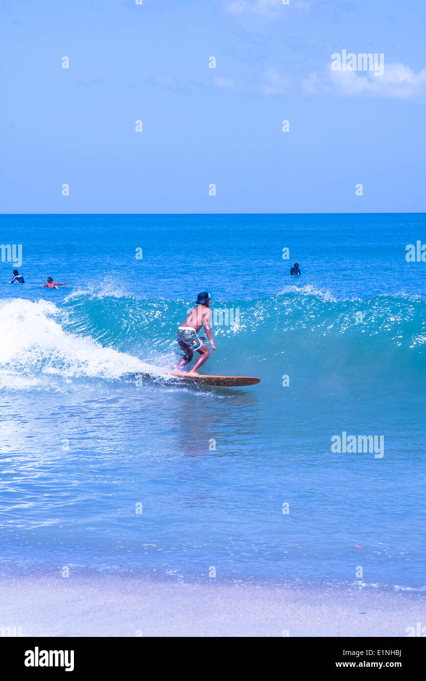 Extreme surfers hi-res stock photography and images - Alamy