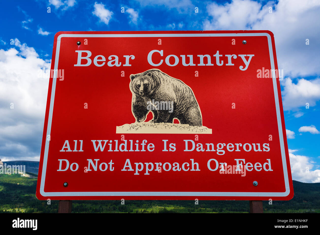 Grizzly Bear Warning Sign Stock Photos & Grizzly Bear Warning Sign ...