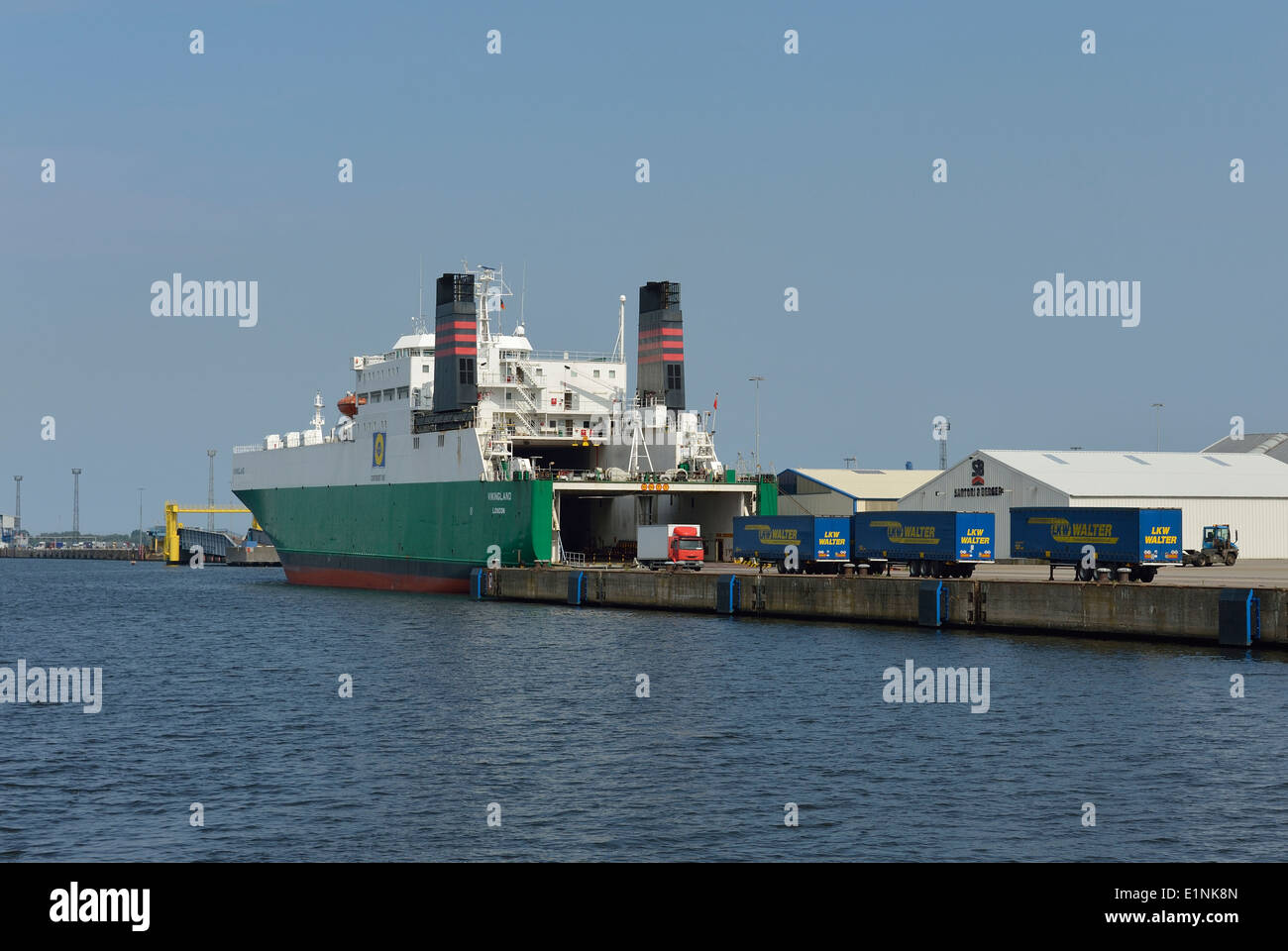 Orient line hi-res stock photography and images - Alamy