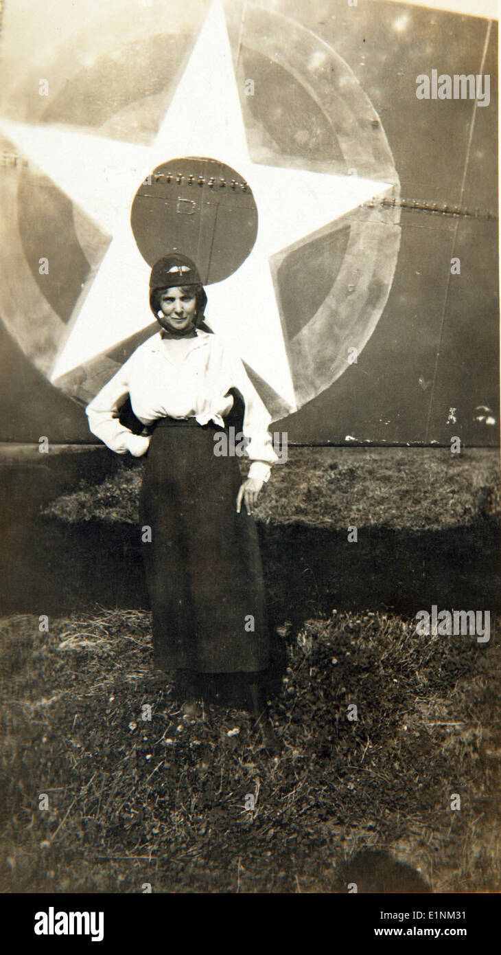 This photo from the Louis E. Slim Gordon Special Collection highlights ...