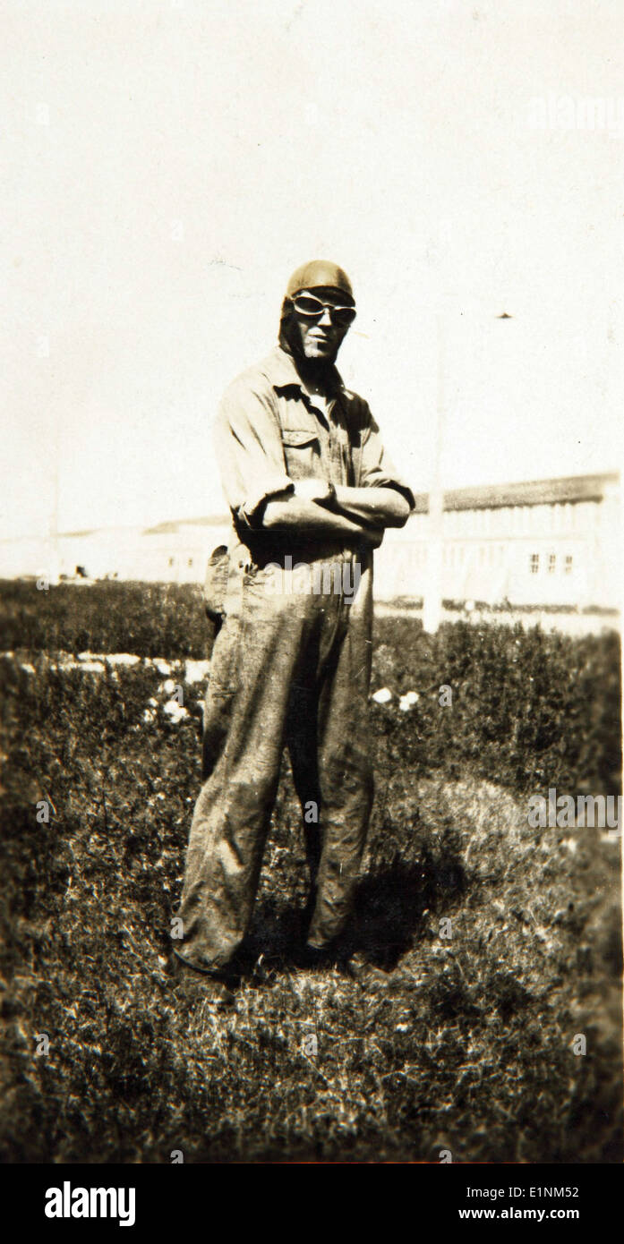 This photograph is part of the Louis E. 'Slim' Gordon Special ...