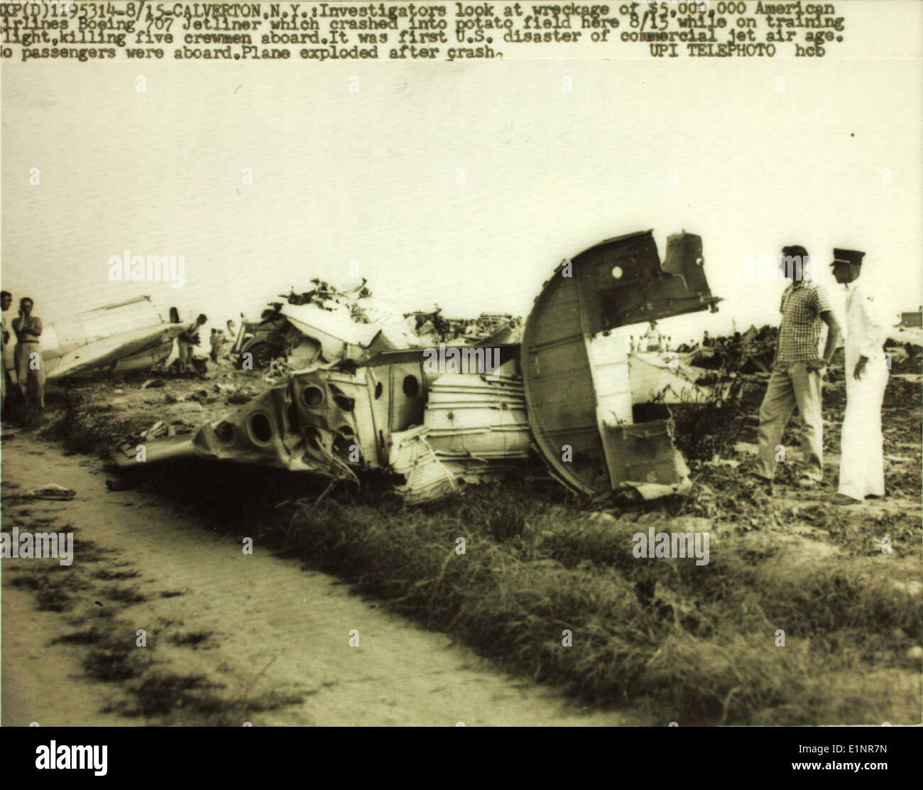 American airlines boeing 707 hi-res stock photography and images - Alamy