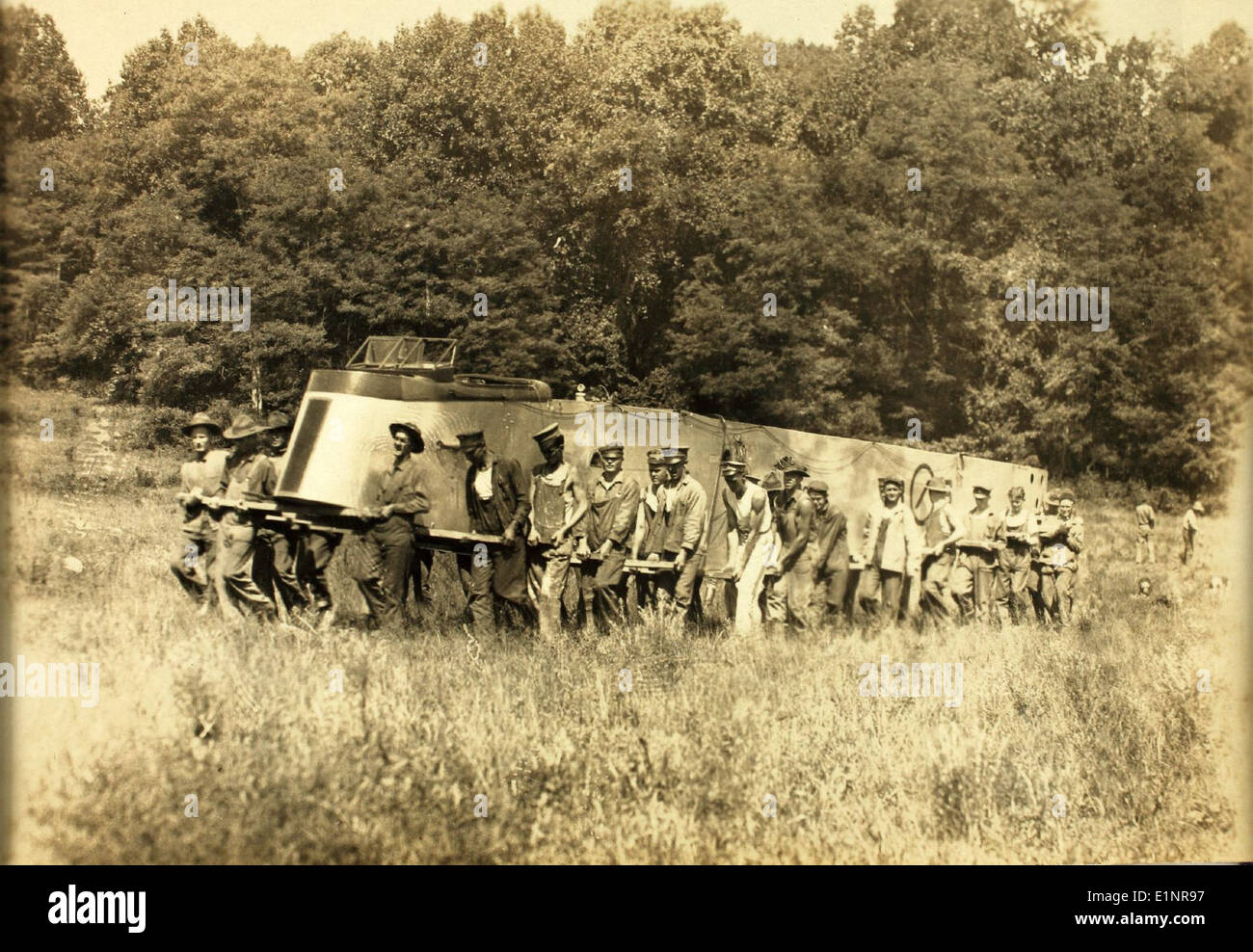 The Martin MBT aircraft was involved in accidents between 1922-1925, an ...
