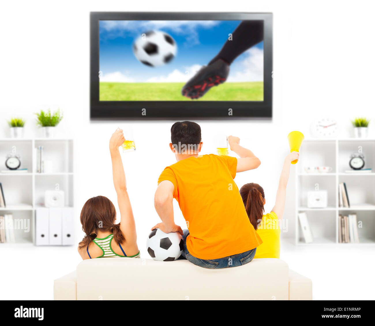 Woman yelling at tv hi-res stock photography and images - Alamy