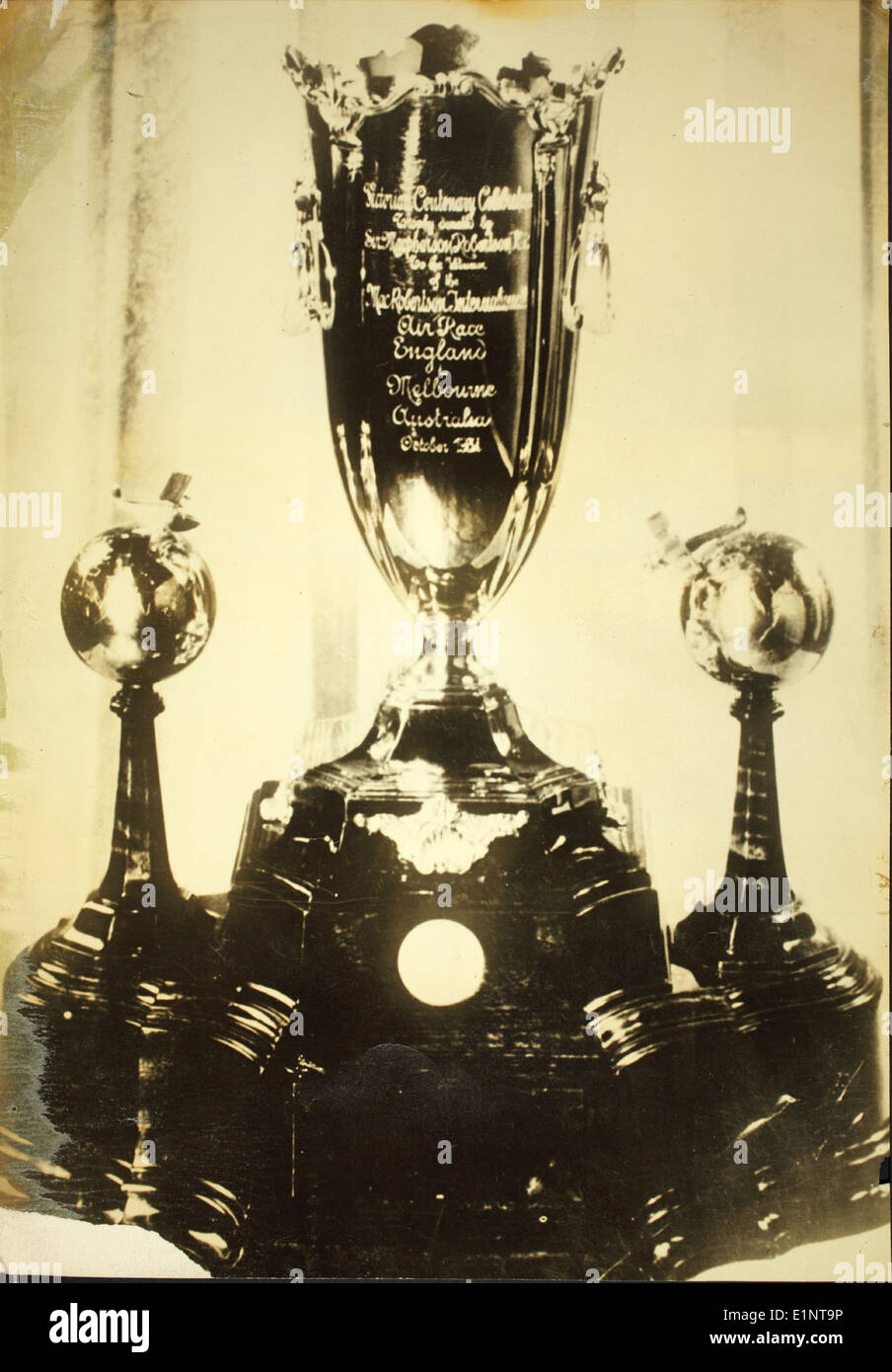 The London to Melbourne Air Race, also known as the MacRobertson Air ...