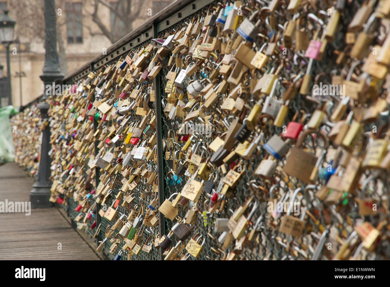 Paris Love Locks bridge Stock Photo - Alamy