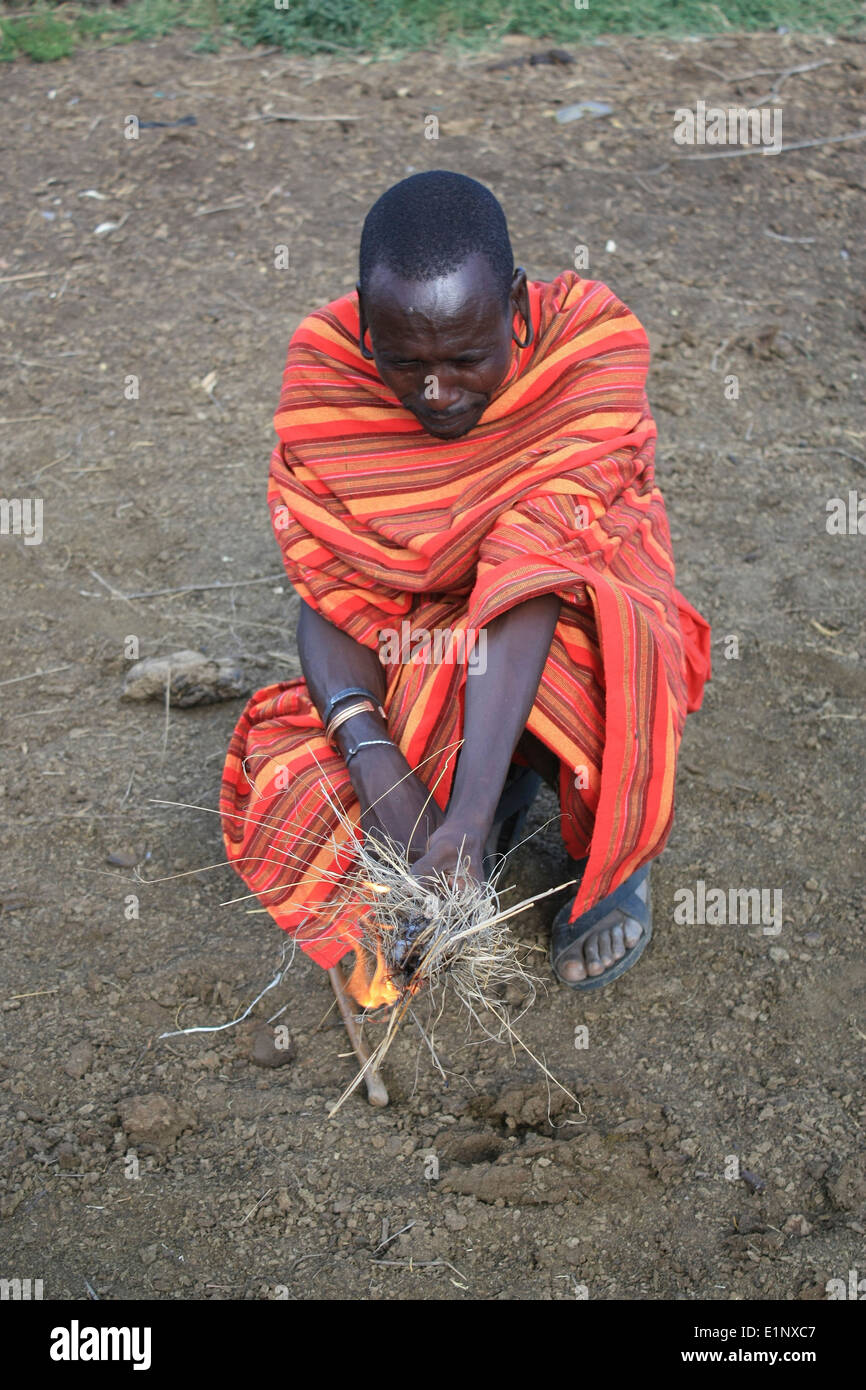 Primitive man hunting hi-res stock photography and images - Alamy