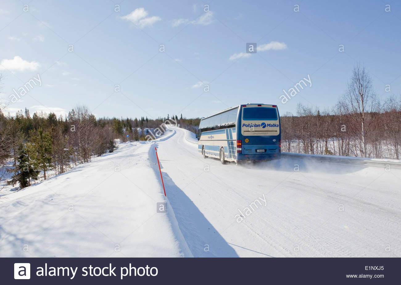 Road Edge Marker Stock Photos & Road Edge Marker Stock Images - Alamy