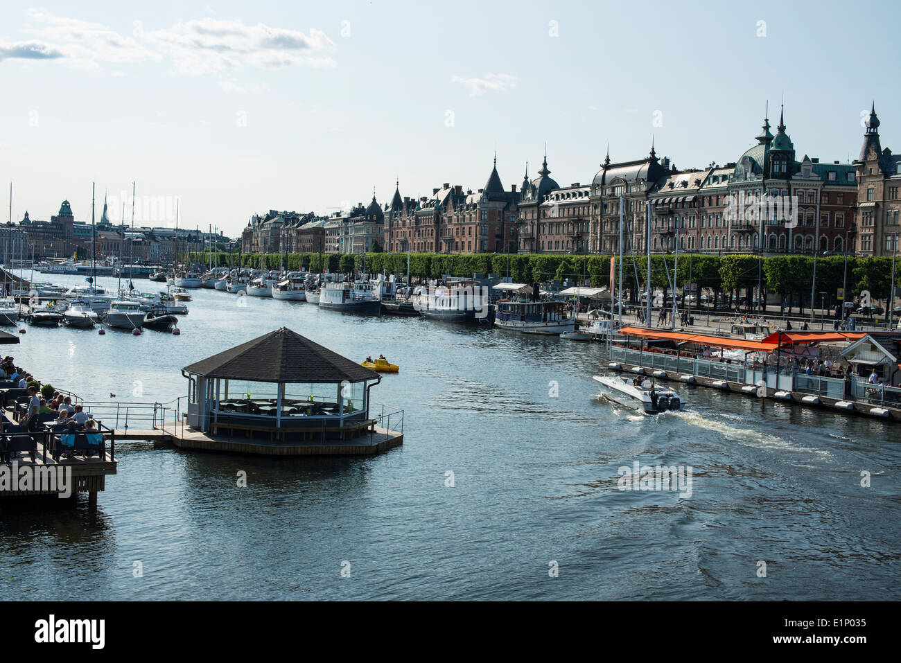 Nybroviken and Strandvagen seen from Djurgard Bridge, Stockholm Stock ...