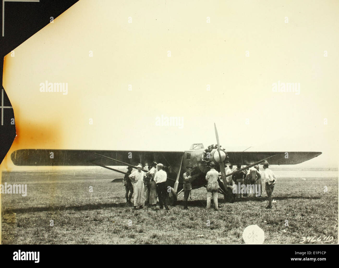 This image commemorates the Dole Air Race, with pilots Arthur C. Goebel ...