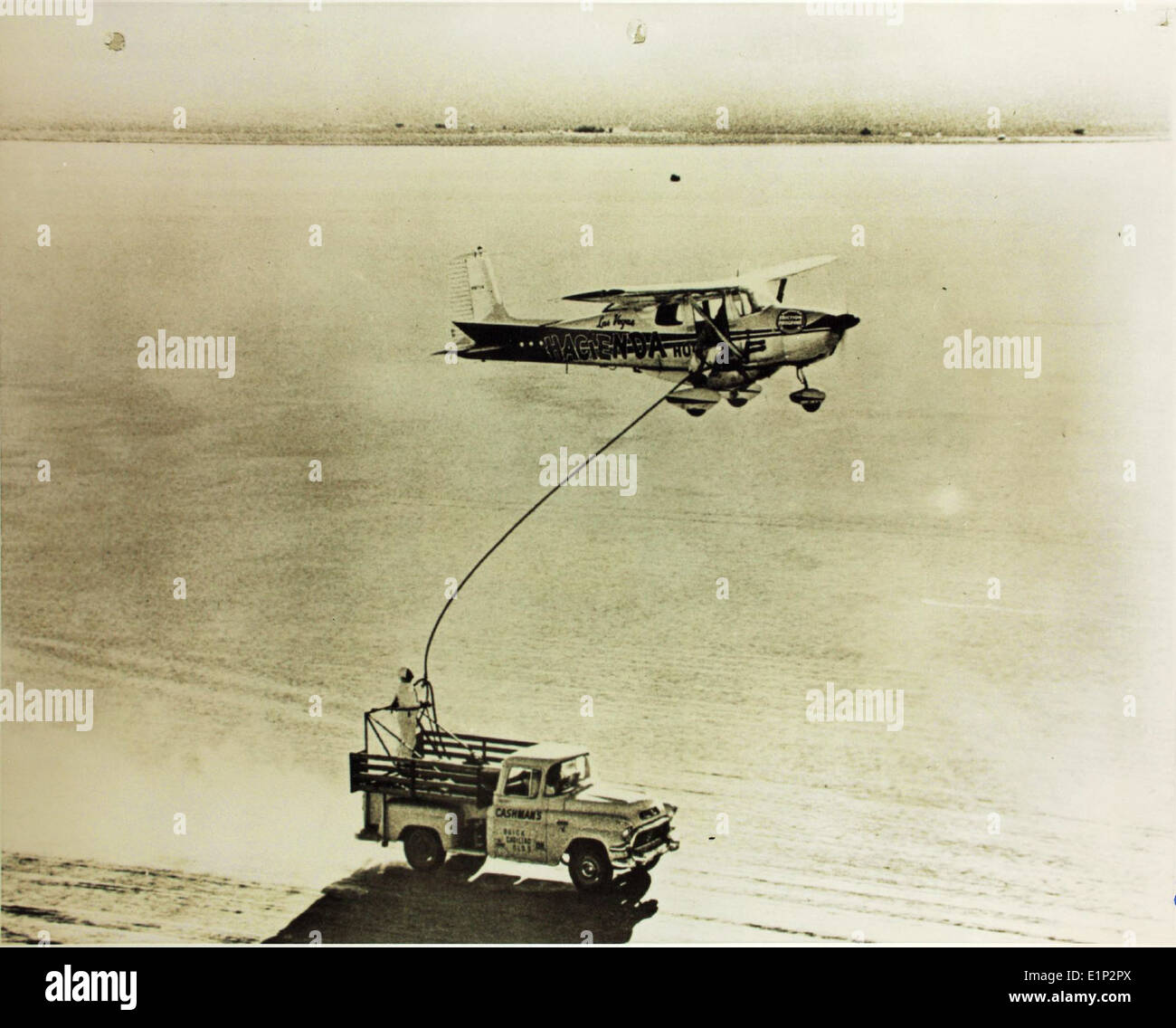 Cessna 172 1959 hi-res stock photography and images - Alamy