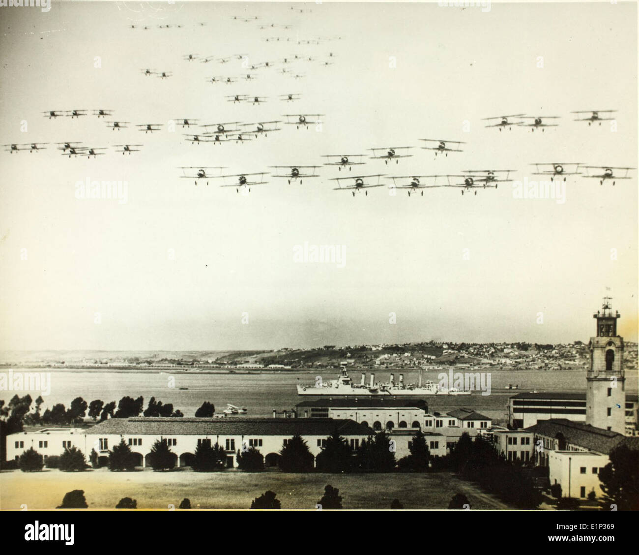 Historicflight hi-res stock photography and images - Alamy