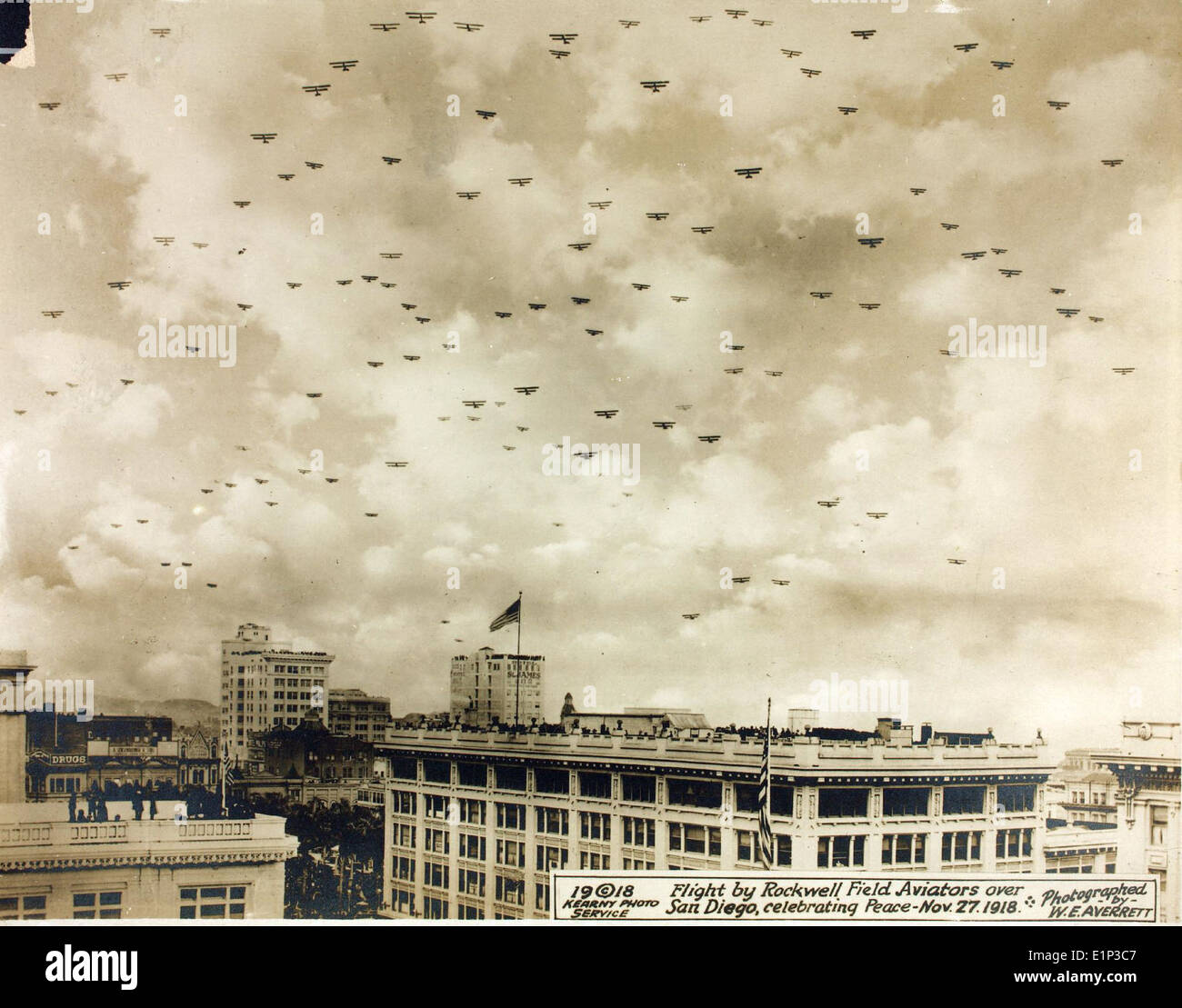 Historicflight hi-res stock photography and images - Alamy