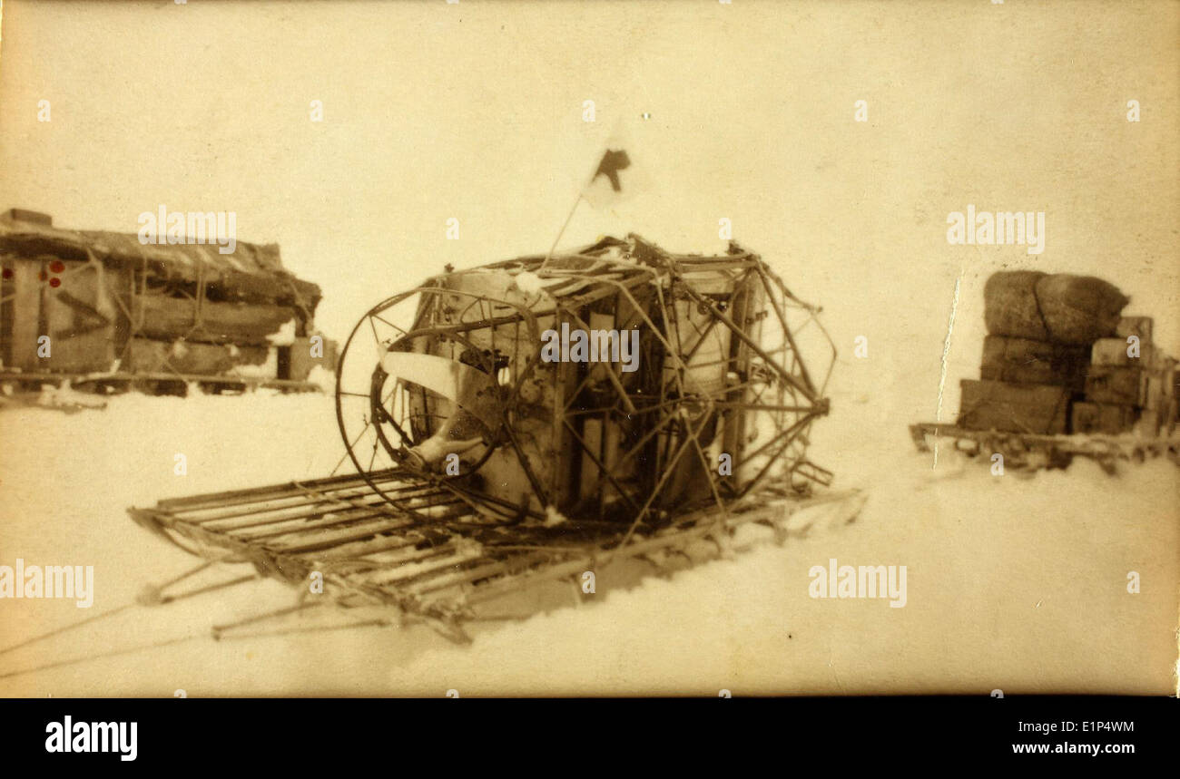 This historic flight was part of the 1932 Byrd Antarctic Expedition ...