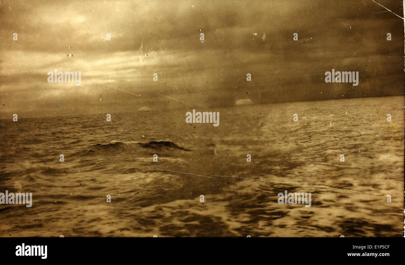 The 1932 Byrd Antarctic Expedition, including the historic flight over ...