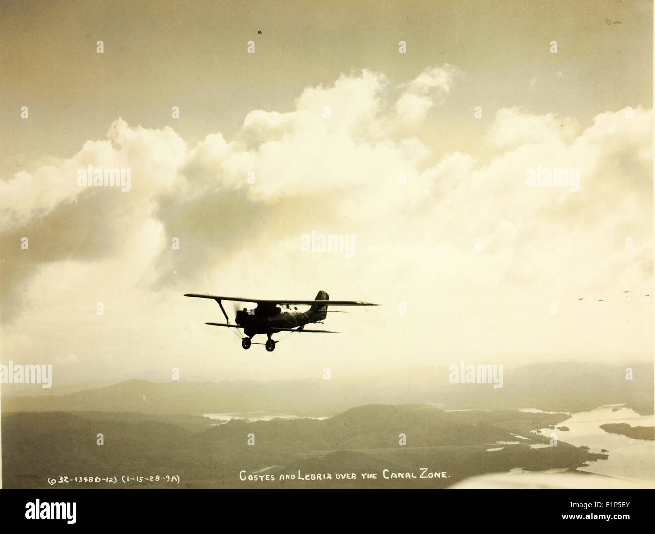 Transatlantic flight routes hi-res stock photography and images - Alamy