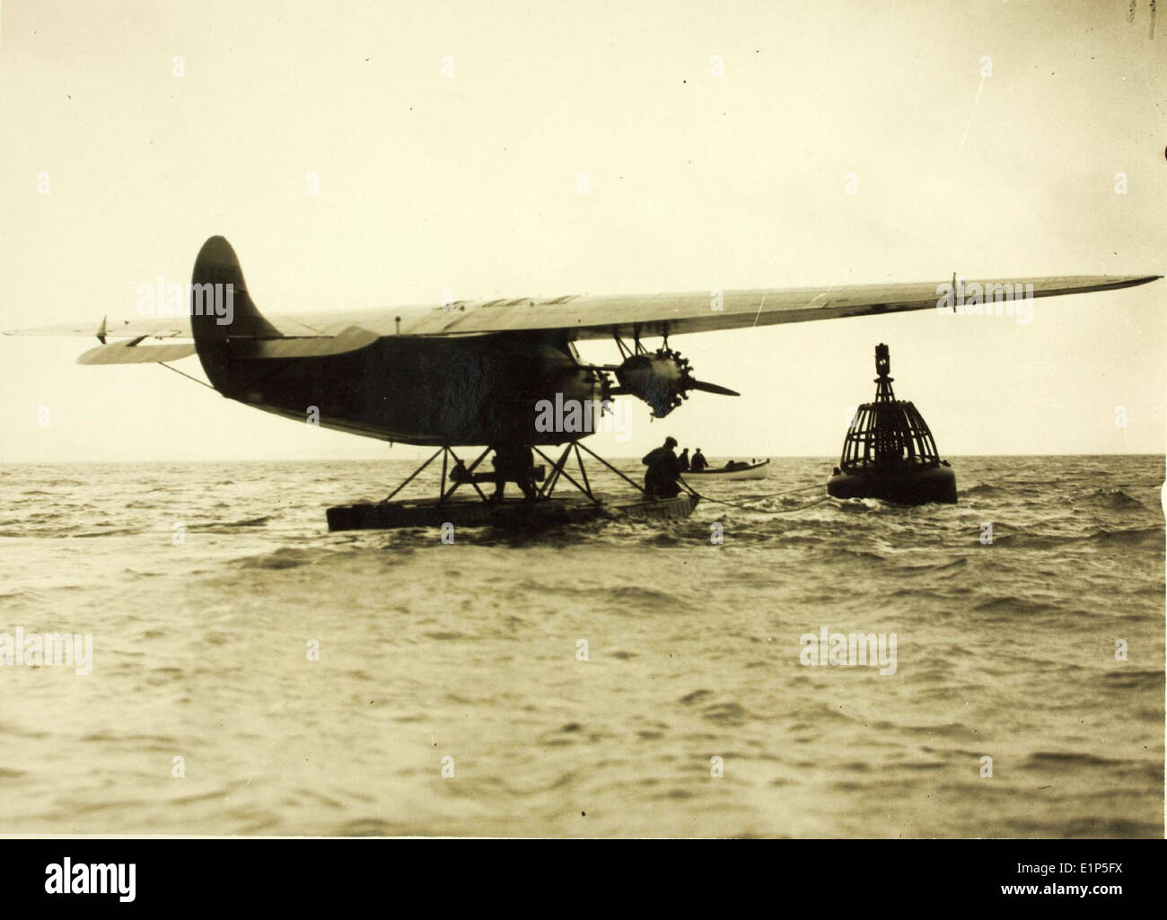 Historic aircraft hi-res stock photography and images - Alamy