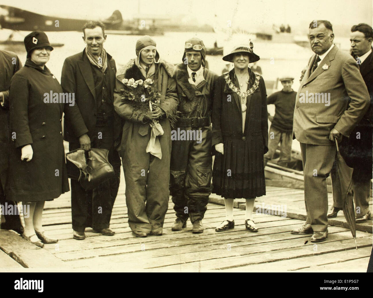 Amelia earhart atlantic flight 1928 hi-res stock photography and images - Alamy