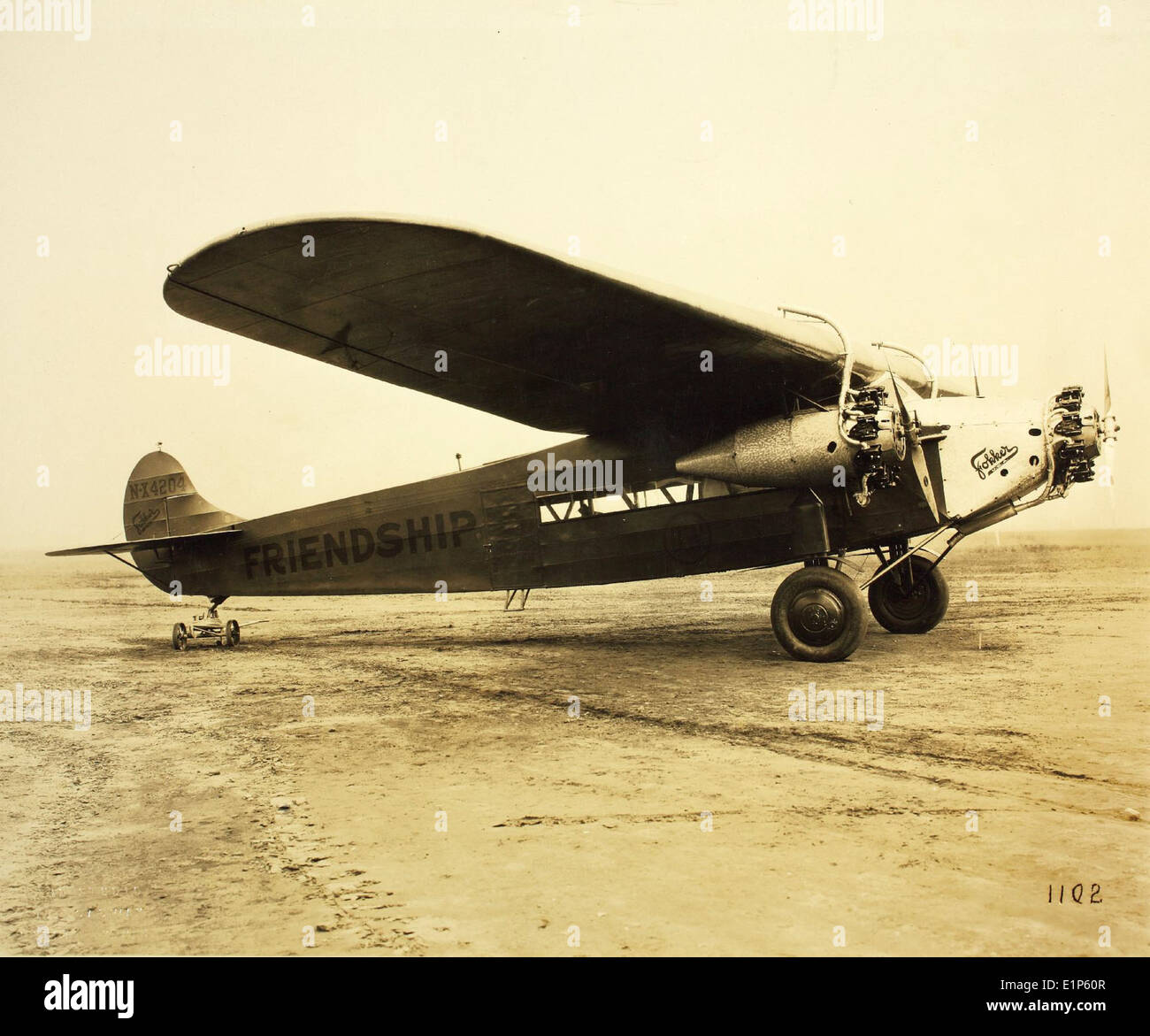 Historic aircraft hi-res stock photography and images - Alamy