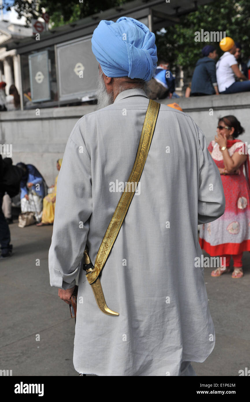 Sikh dagger hi-res stock photography and images - Alamy