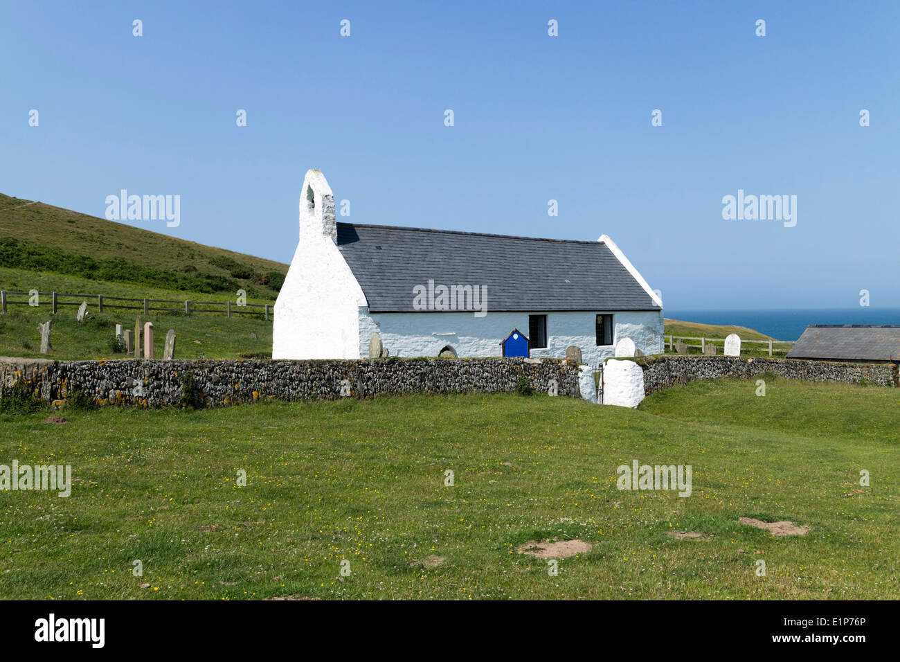 Mwnt hi-res stock photography and images - Alamy