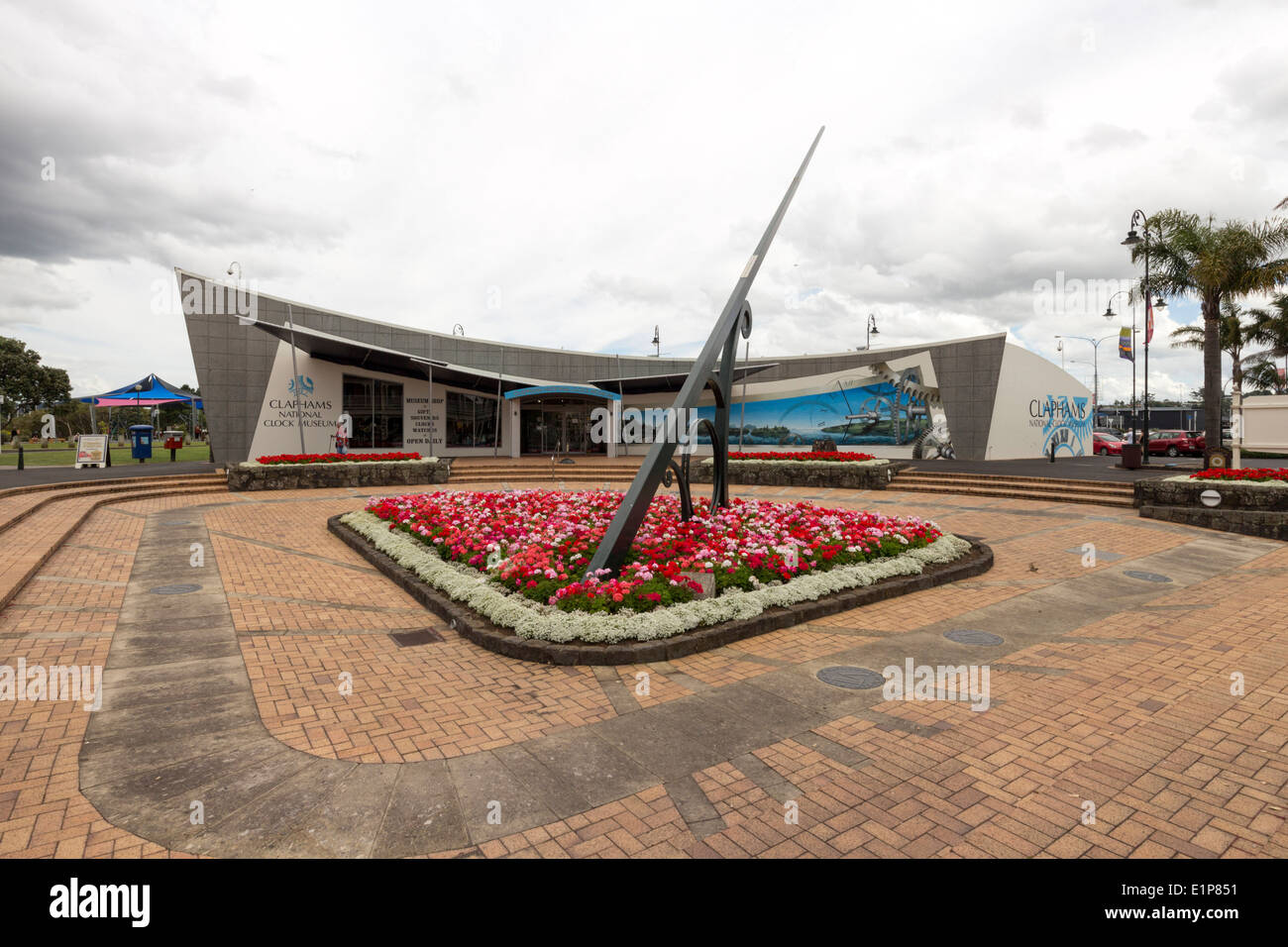 New Zealand Whangarei Clapham's clock museum giant sundial sun dial ...