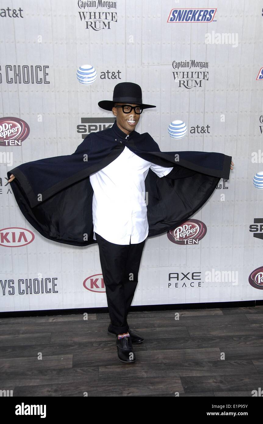Raphael Saadiq at arrivals for The Spike TV 2014 Guys Choice Awards ...