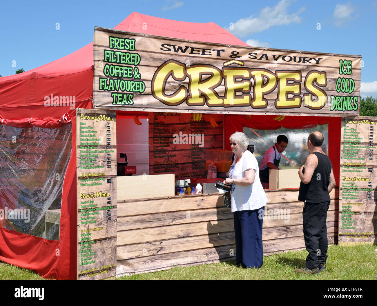 Crepes stall hi-res stock photography and images - Alamy