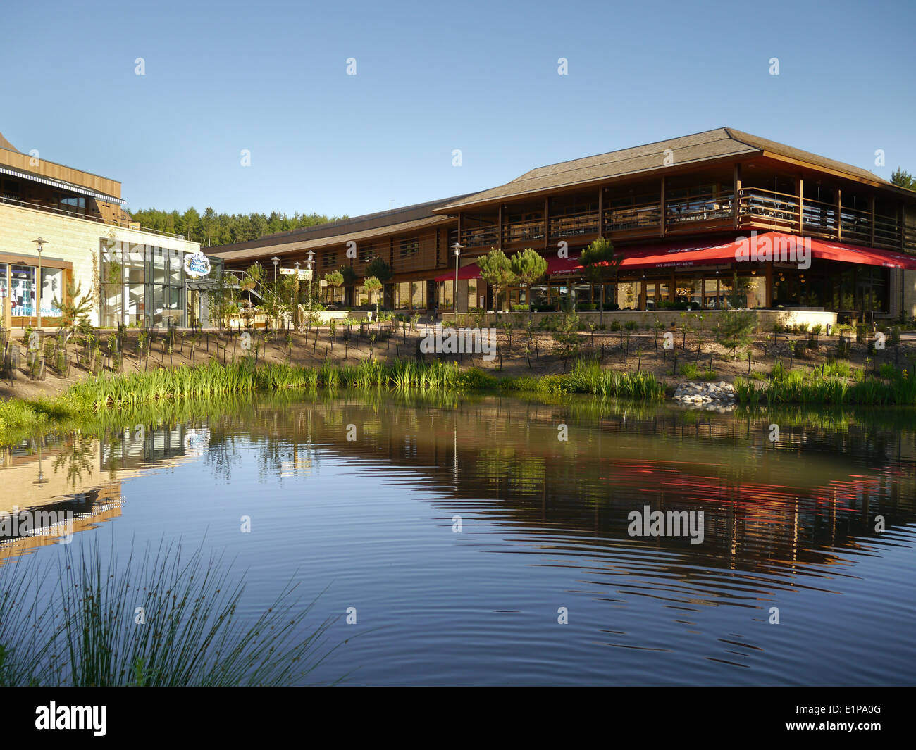 Center Parcs, Woburn Forest - opening weekend Stock Photo - Alamy