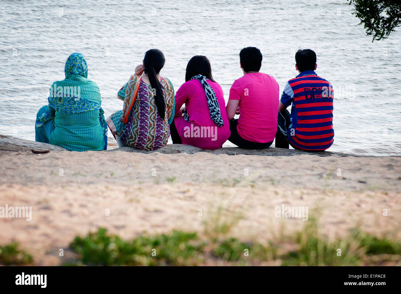 Asian americans hi-res stock photography and images - Alamy