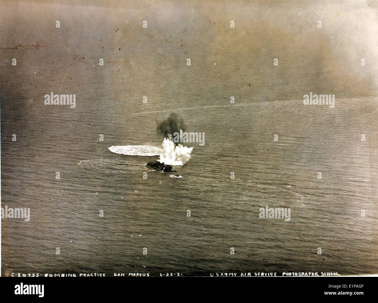 Aerialbombingtestsonships hi-res stock photography and images - Alamy