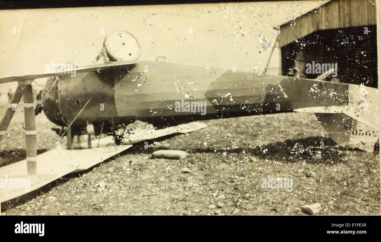 Worldwaroneaircraftcrash High Resolution Stock Photography and Images ...