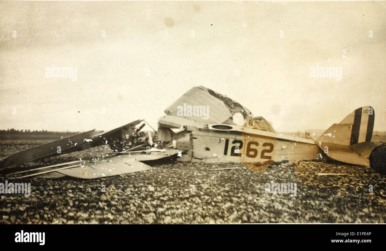 Worldwaroneaircraftcrash High Resolution Stock Photography and Images ...