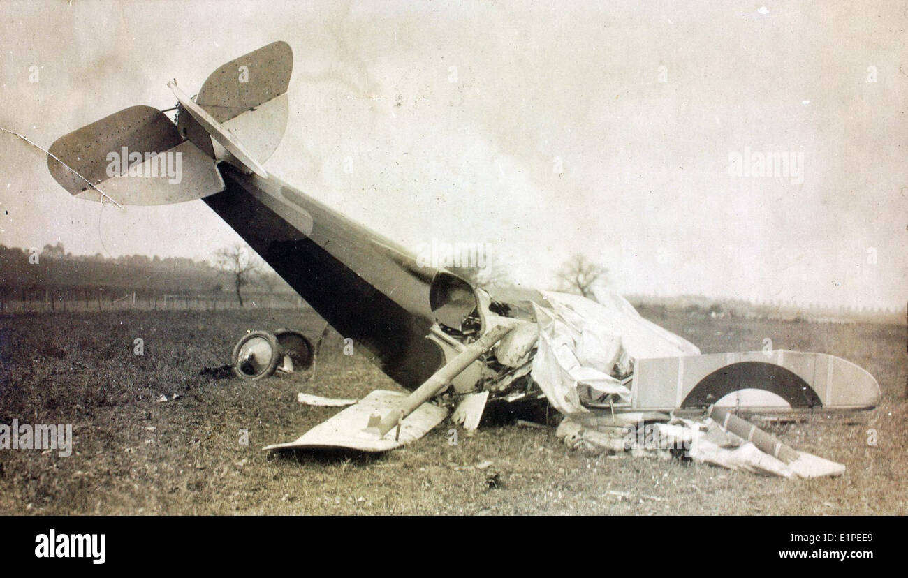 Ww1aircraft hi-res stock photography and images - Alamy