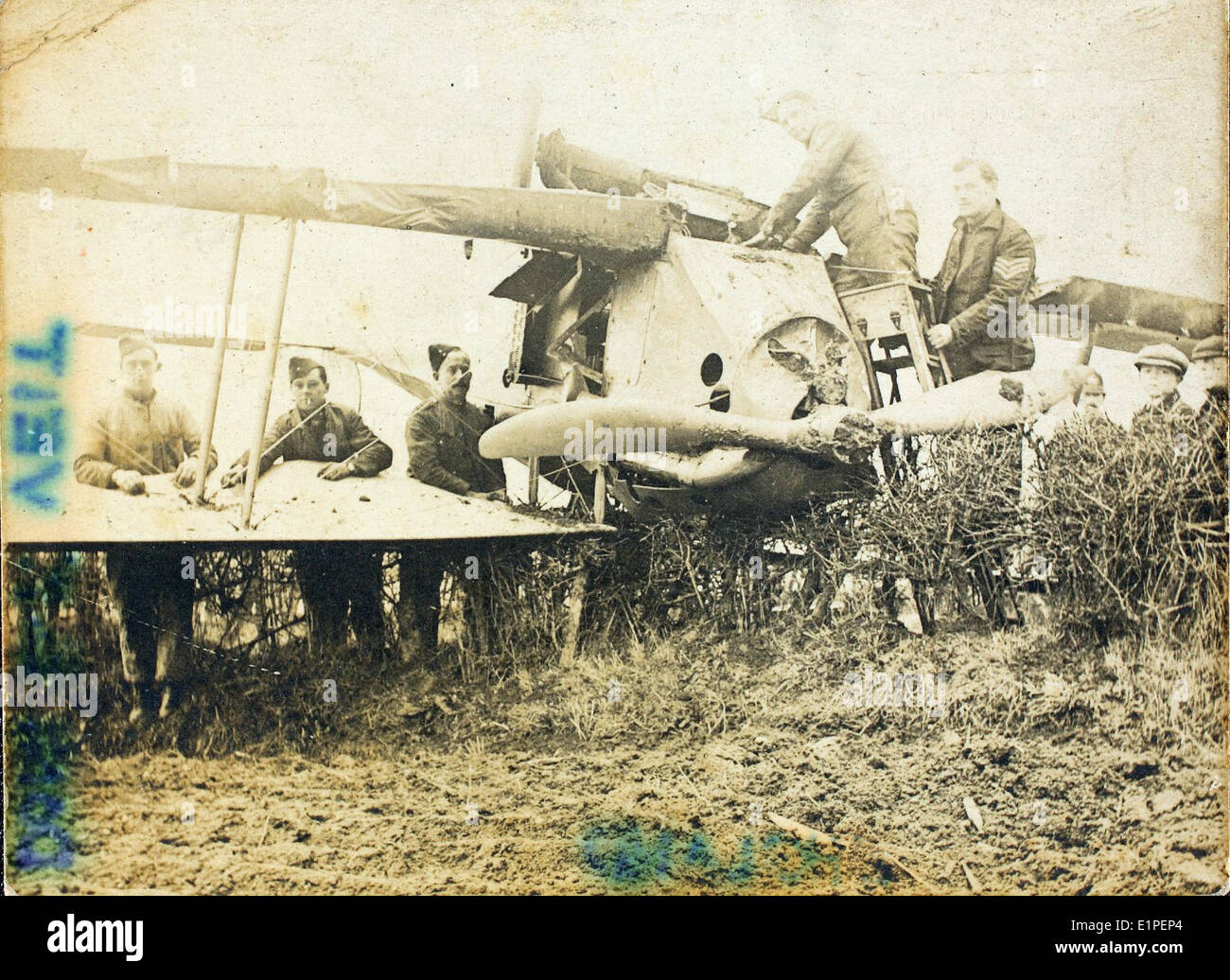 Early aircraft crashes hi-res stock photography and images - Alamy