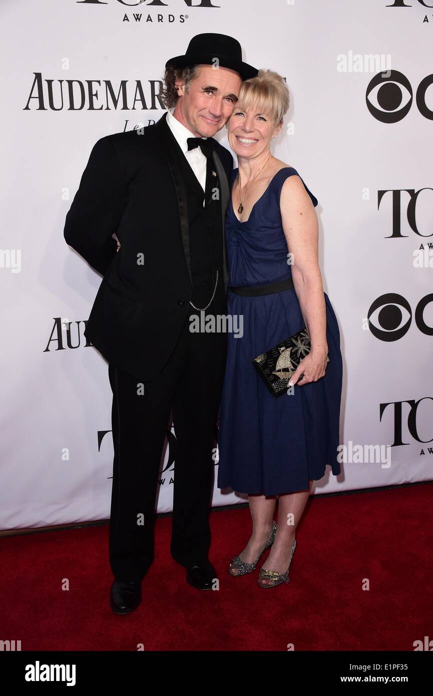 New York, NY, USA. 8th June, 2014. Mark Rylance, Claire van Kampen at ...