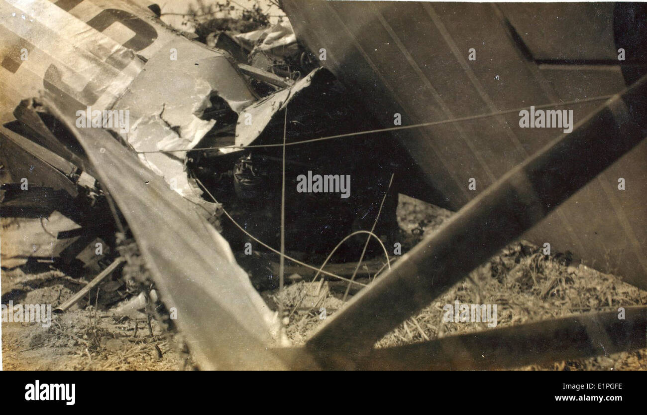 World War One Aircraft crash Lt. Sutton Stock Photo - Alamy
