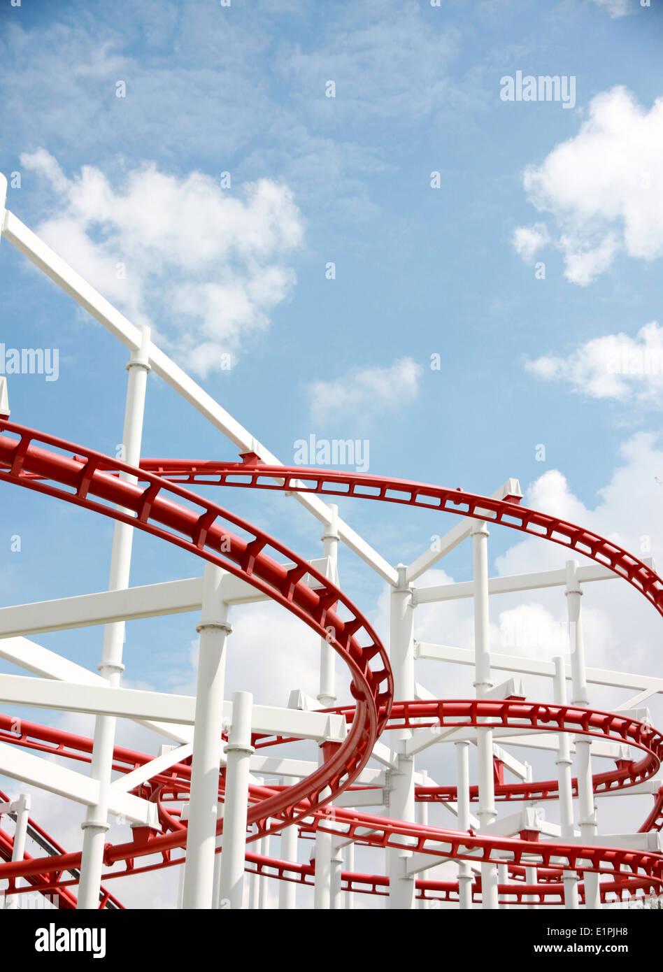 Sky scream roller coaster hi-res stock photography and images - Alamy