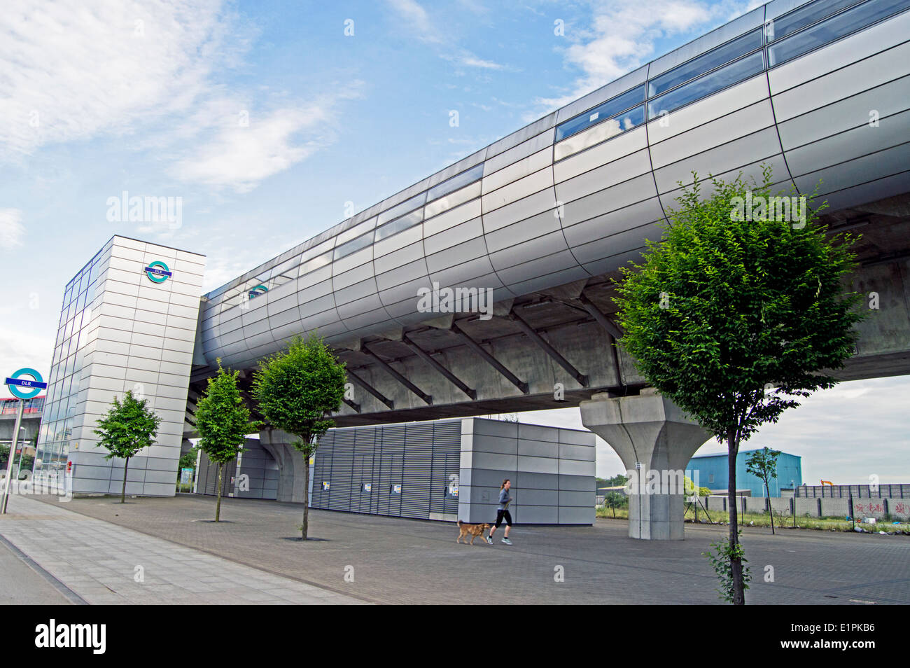 Dlr west silvertown station london hi-res stock photography and images ...