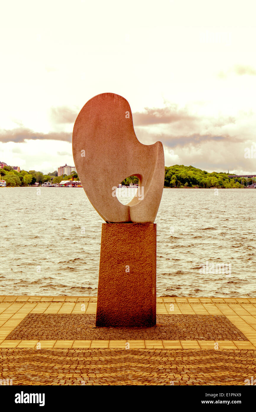 Stone monument vertical hi-res stock photography and images - Alamy