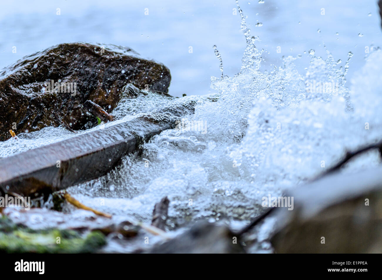 Water drops under high-speed shutter Stock Photo - Alamy