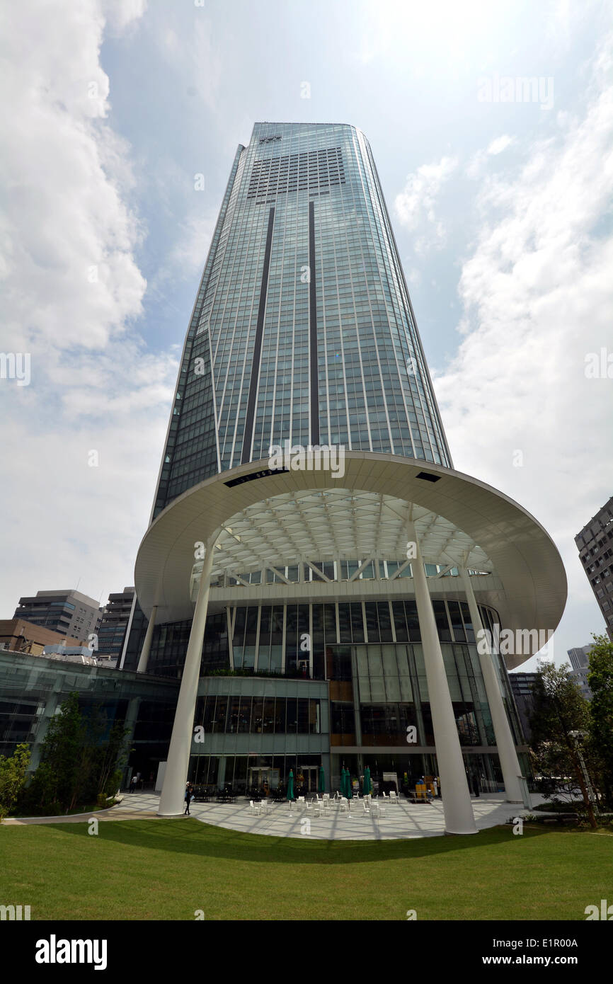 Tokyo, Japan. 9th June, 2014. Toranomon Hills, a new 52-story ...