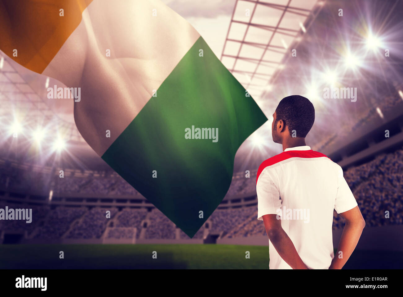 Football stadium crowd standing hi-res stock photography and images - Alamy