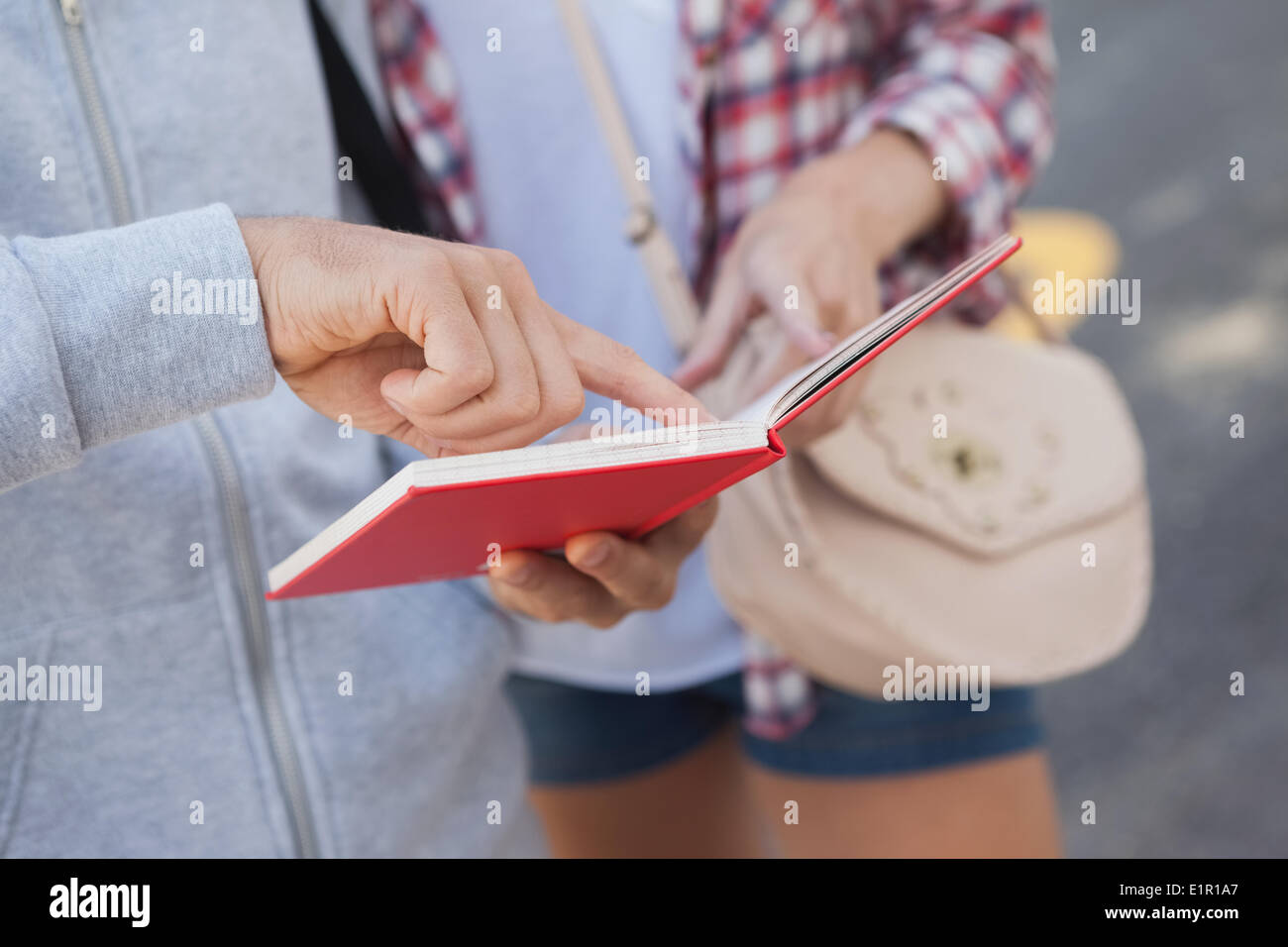 How to guide book hi-res stock photography and images - Alamy