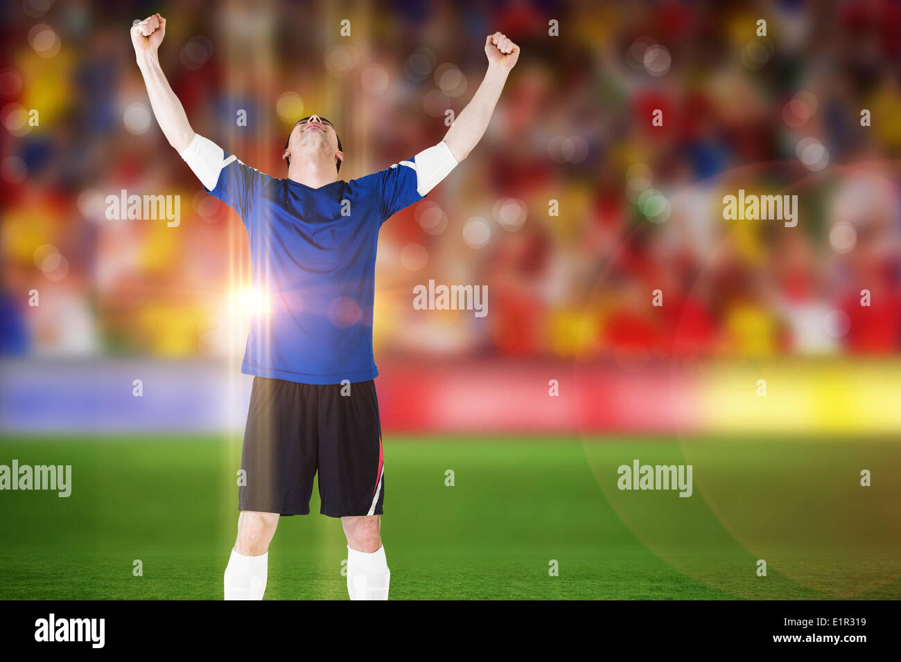 Football celebrating fans crowd hi-res stock photography and images - Alamy