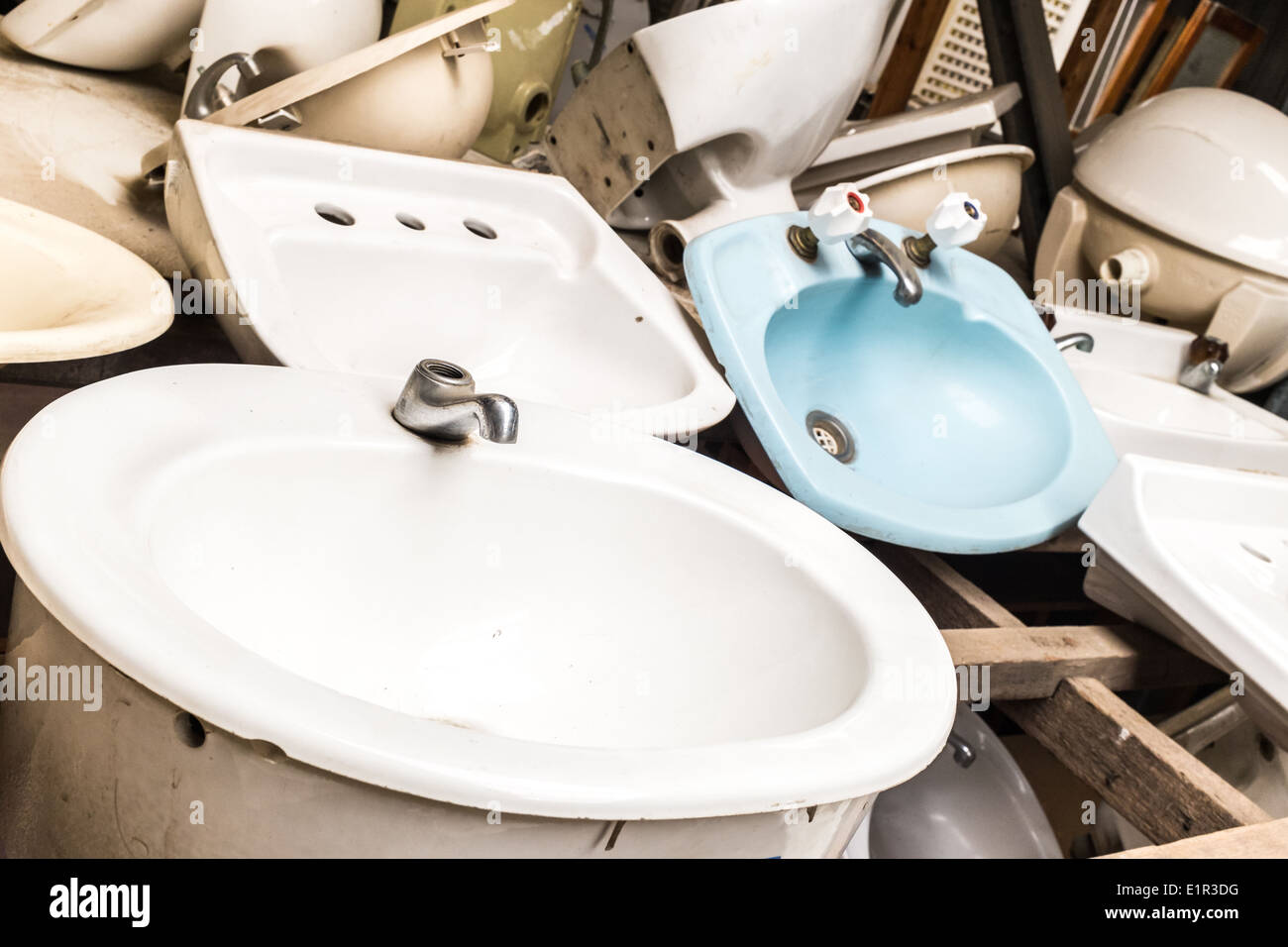 Recycle that sink hi-res stock photography and images - Alamy