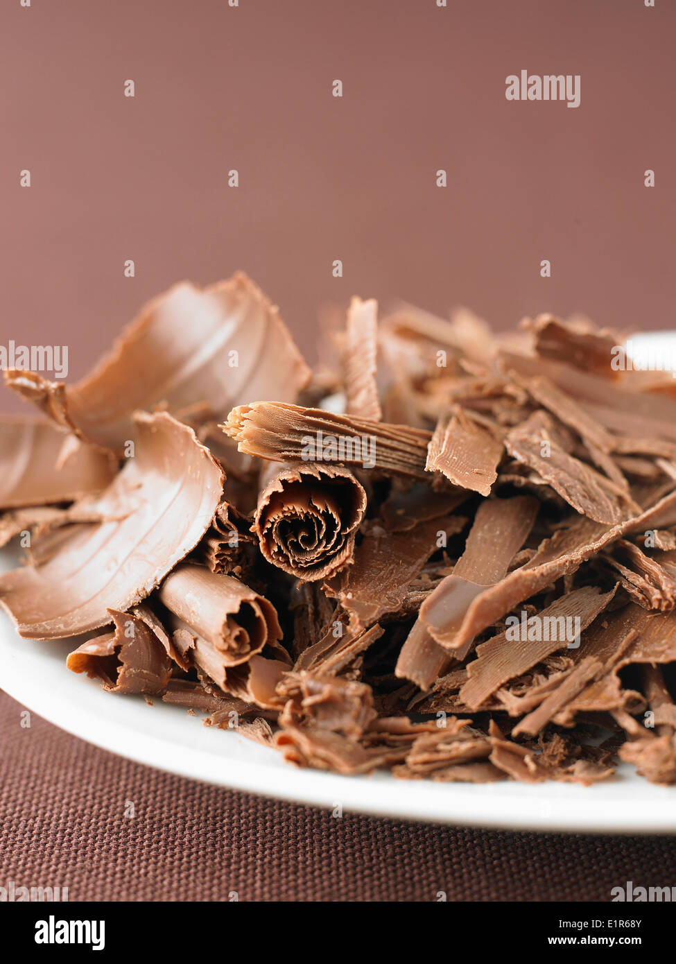 Flakes of chocolate hi-res stock photography and images - Alamy